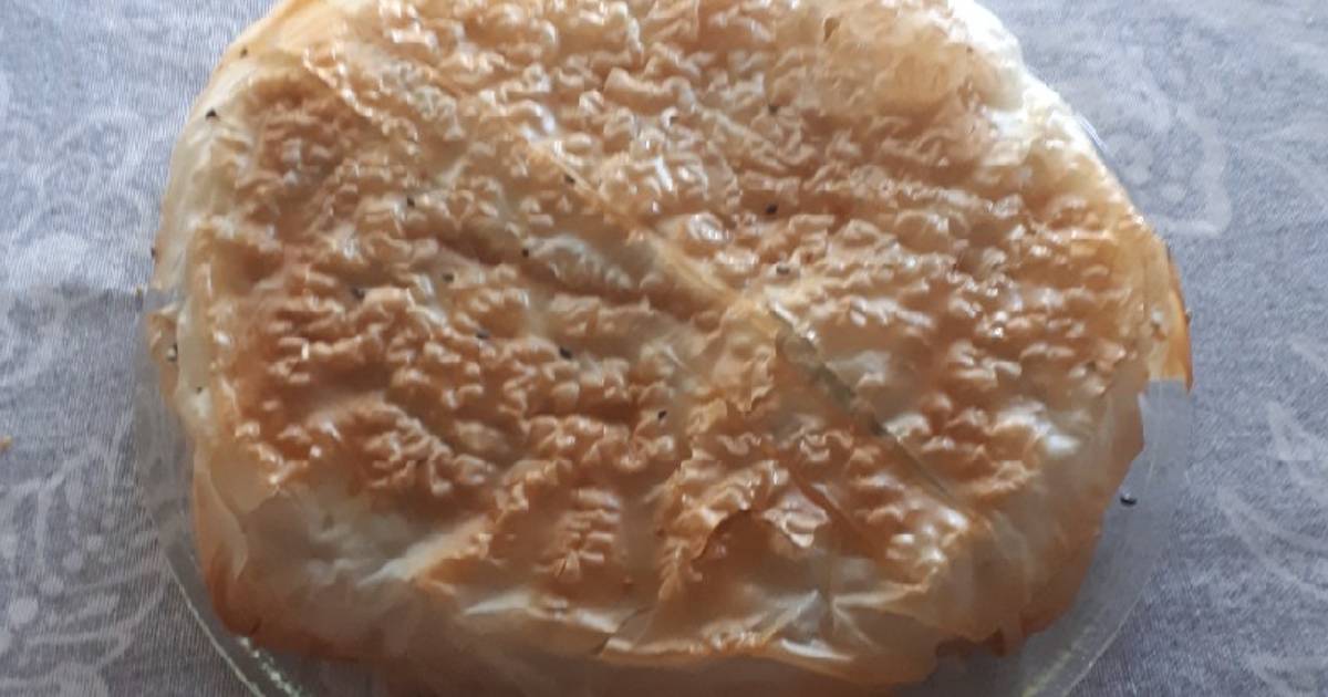 Pastel de pasta filo con espinacas, acelgas y queso filo Receta de ...