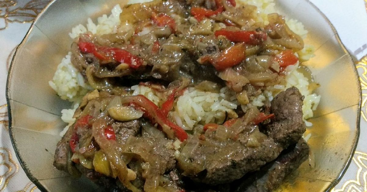 Hígado Encebollado Con Arroz Blanco Receta de Maga.