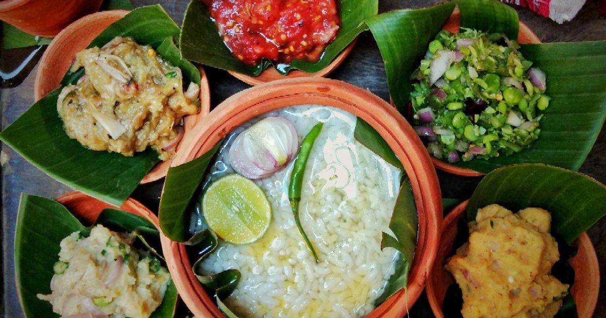 Bharta With Lefover Watered Rice (Panta Bhat) Recipe by Ritam Guha ...