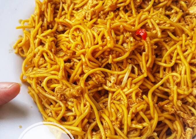 Resep Mie goreng polos oleh MalikaSaskia - Cookpad
