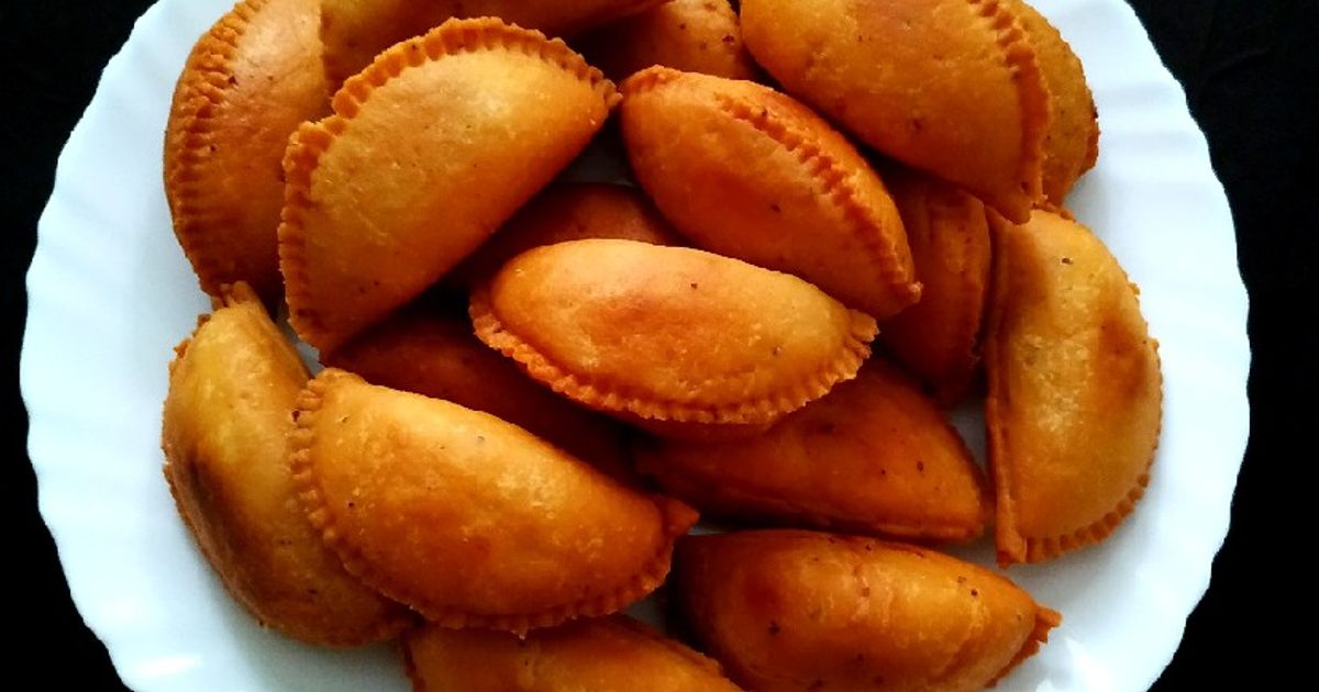 গুজিয়া (Gujia) Shila Day Mandal Recipe by Shila Dey Mandal - Cookpad