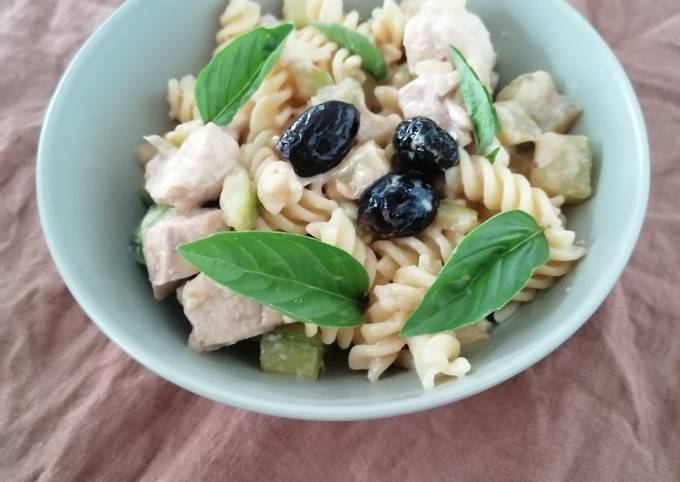 Pâtes courgette poulet et olives de Natie - Cookpad