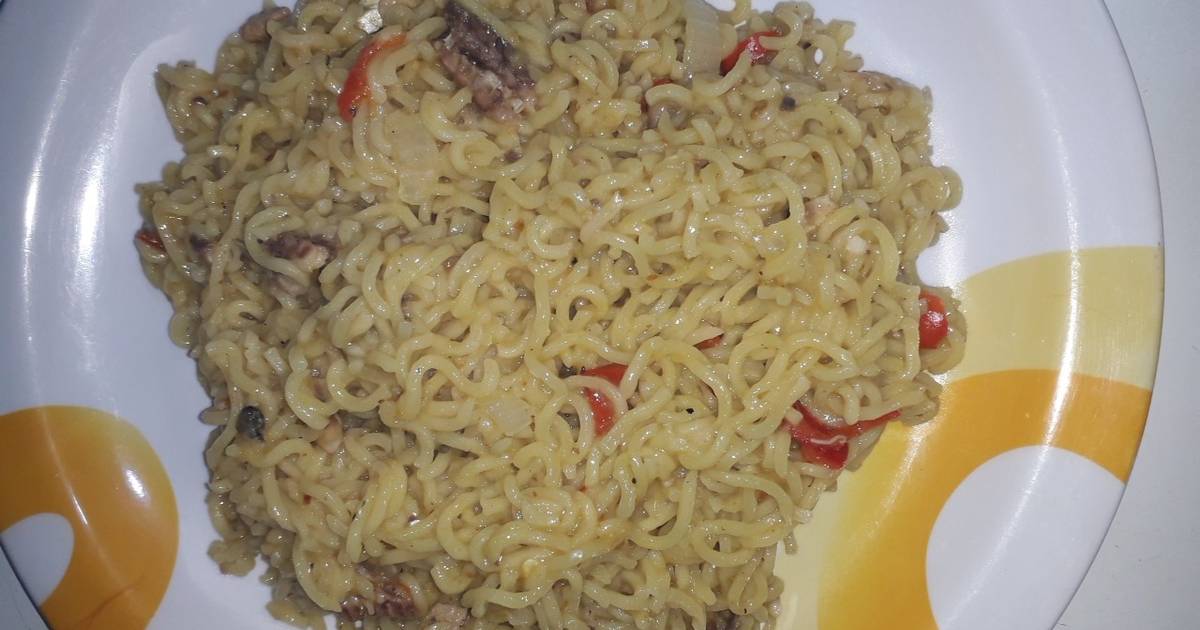 Indomie and vegetable Recipe by Hadiza Abubakar - Cookpad