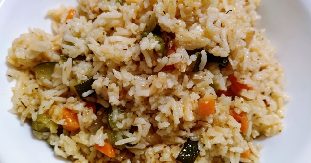 Zucchini And Carrot Rice Pilaf Recipe by Robert Gonzal - Cookpad