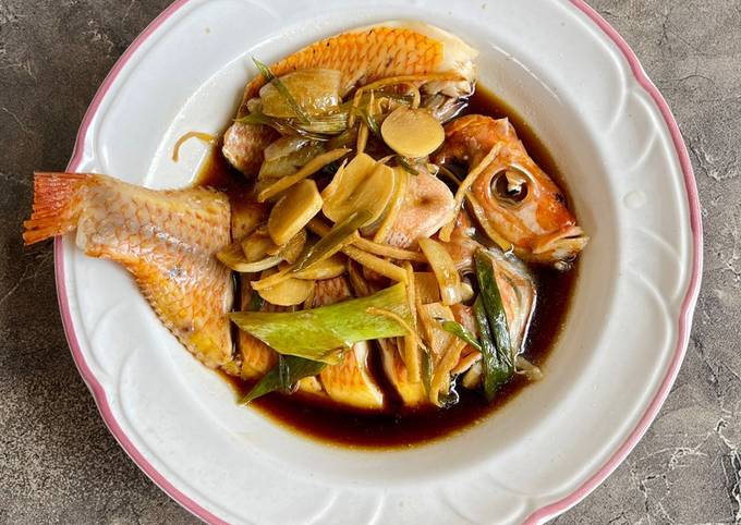 Resep Ikan nila tim hongkong oleh mourena kurniawaty - Cookpad