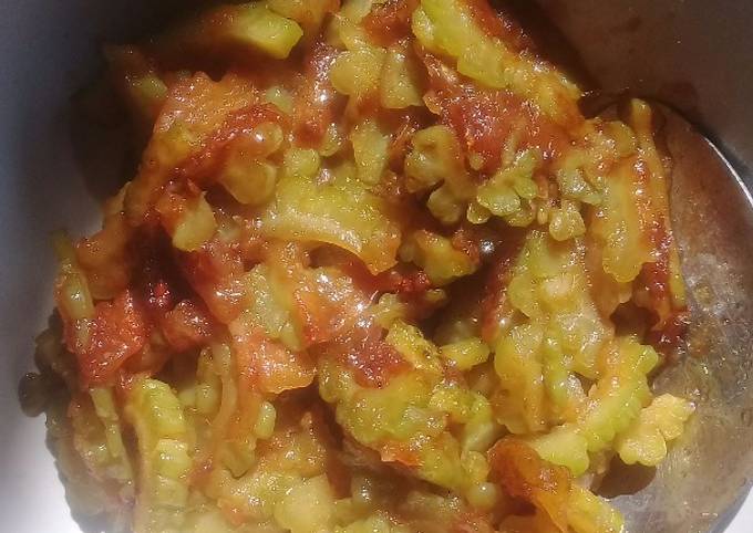 Resep Tumis pare pedas manis oleh Resep teh opi - Cookpad