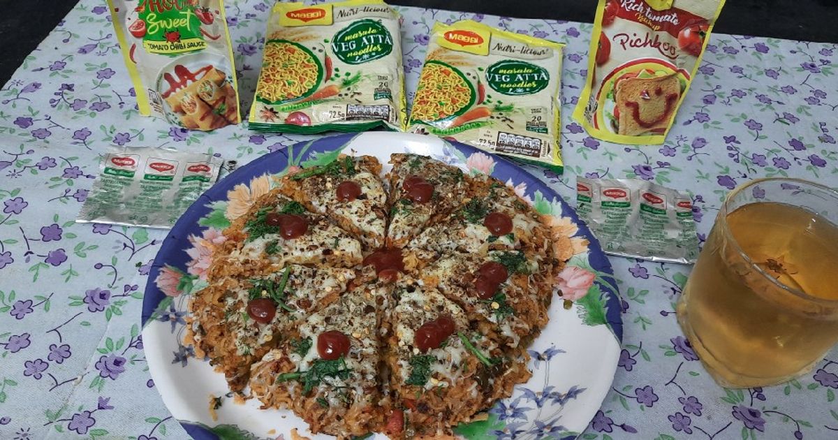 Maggi Nutrilicious Masala Veg Atta Noodles Vegetables Pizza Recipe by ...