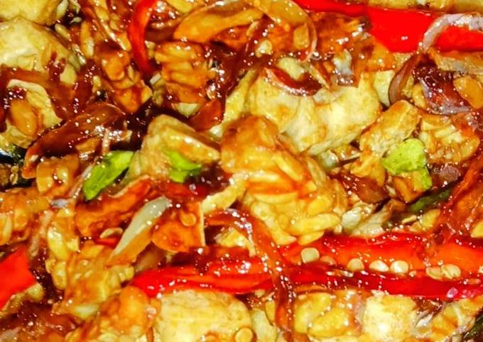 Resep Orek tempe tahu pedas manis oleh Fifoelidiagusman - Cookpad