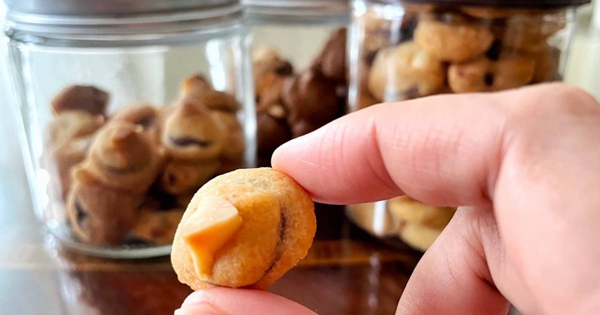 Resep Healthier Crunchy Macadamia Nut Cookies - Famous Amos Style oleh ...