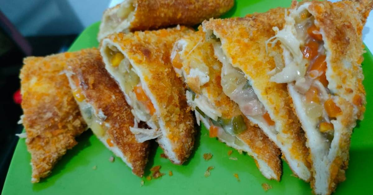 Resep Roti tawar goreng isi rogut ayam,sosis,sayur oleh Alif Windarti ...