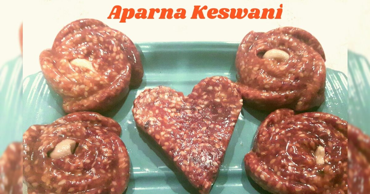 Til Gud Flowers And Hearts Recipe by Aparna Keswani - Cookpad