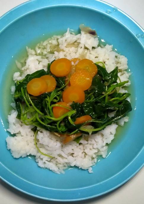 Resep Tege Bayam Jawa / Sayur Bening oleh Aisyah - Cookpad
