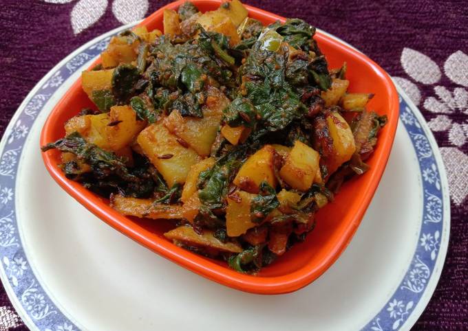 Aloo Palak Sabji Recipe by Dipali Amin - Cookpad