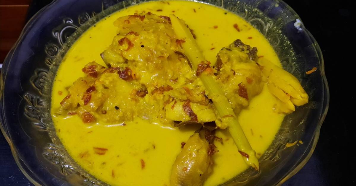 Resep Opor ayam kuning oleh Ajeng Pratiwi - Cookpad