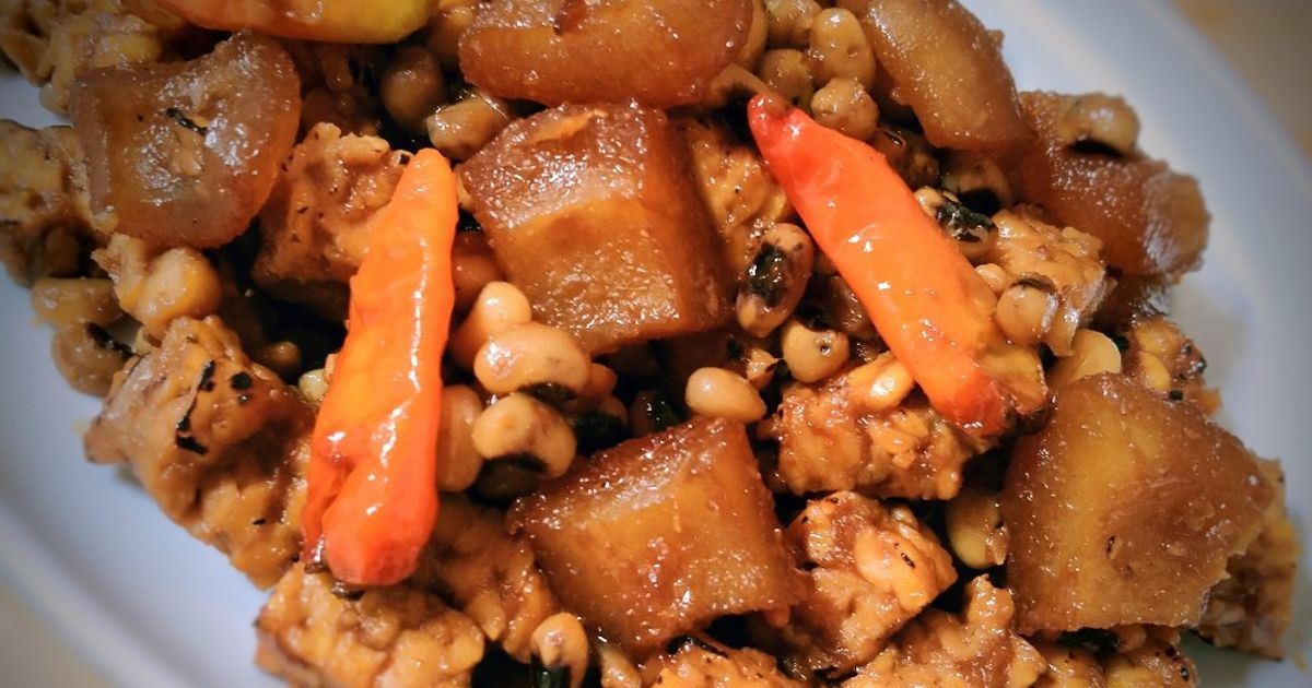 Resep Sambal Goreng Cecek Tempe Kacang Tolo oleh Rovita Naima - Cookpad