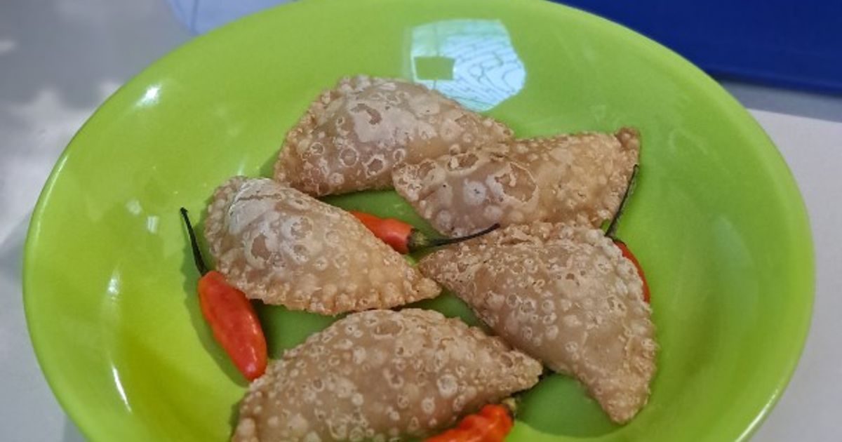 Resep Pastel Mini Isi Sayur oleh Rara Panda 🐼 - Cookpad
