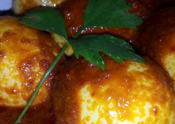 Resep Telur bumbu bali oleh nury - Cookpad