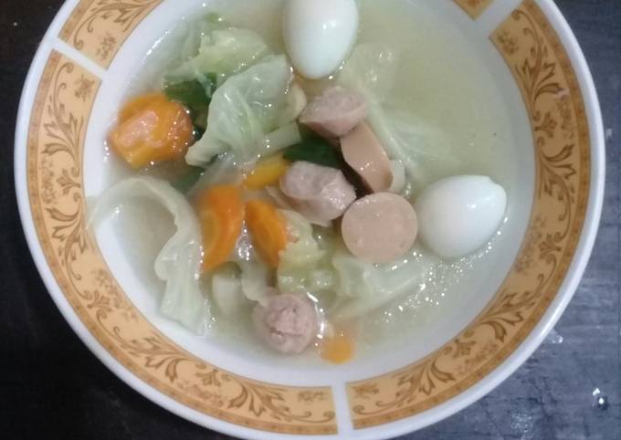 Resep Sop Tps (telur pyuh sosis) oleh Sultan Latifa - Cookpad