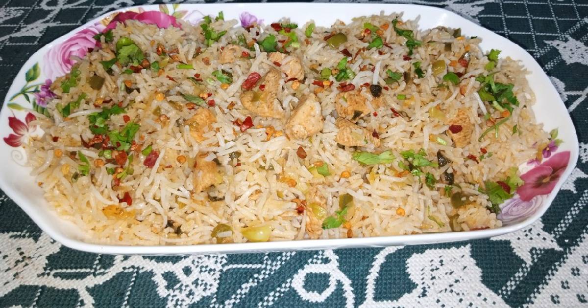 Red Chilli Capsicum Rice Recipe by Surhaan Tahir Wafai - Cookpad