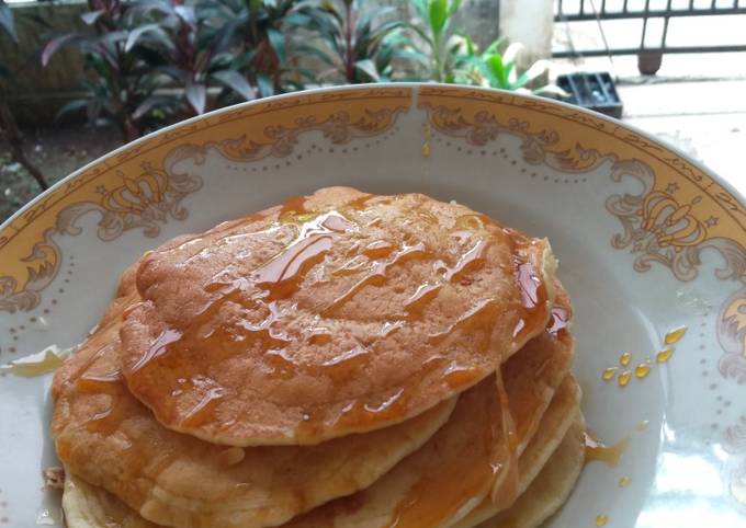 Resep Pancake super simple oleh saffa - Cookpad