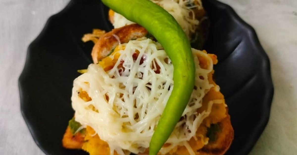 Vada Pav Bruschetta Recipe by Jigisha Modi - Cookpad