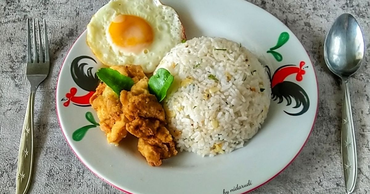Resep Nasi Daun Jeruk Ayam Crispy oleh nidarudi - Cookpad