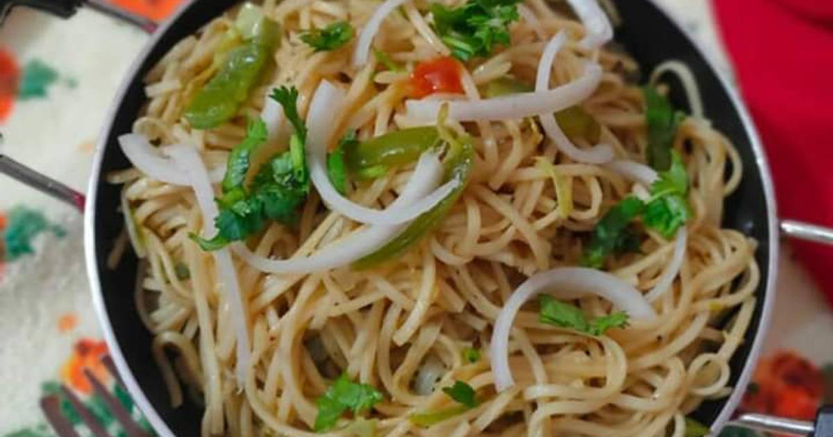 Veg Hakka Noodles Recipe by Nirupama Mohanty - Cookpad