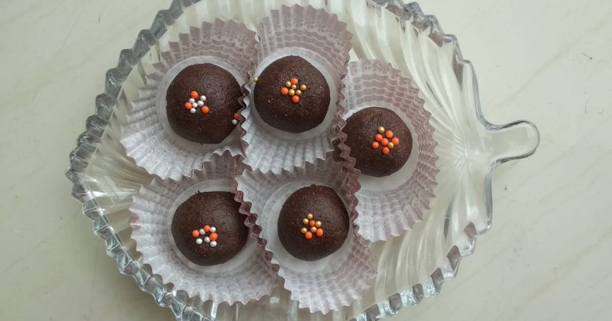 Chocolate ladoo Recipe by pooja - Cookpad
