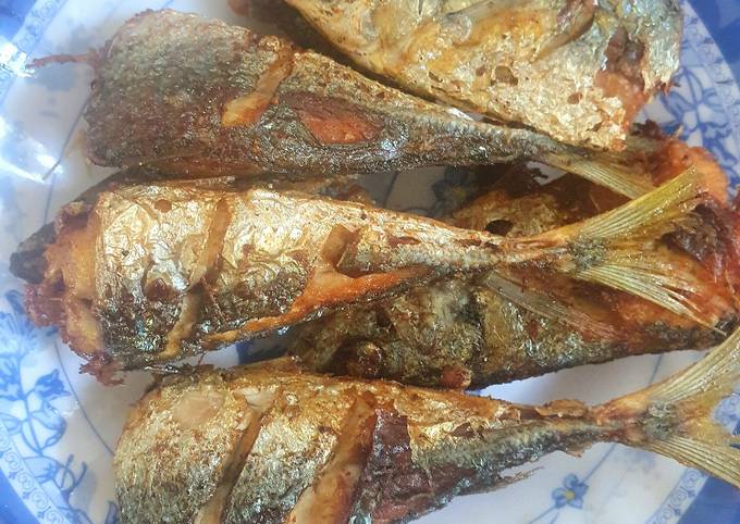 Resep Ikan layang goreng oleh Dapur Milo - Cookpad