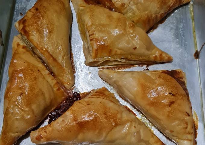 Resep Pastry pisang coklat keju oleh lusieana - Cookpad