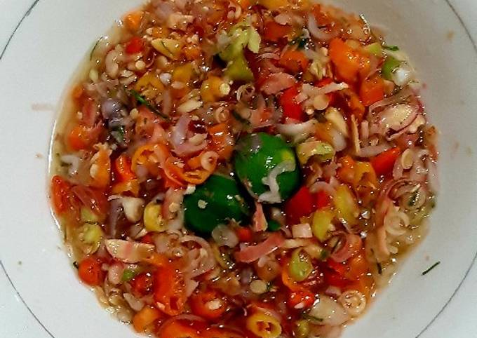 Resep Combrang Sambal Matah oleh IcHa Wheels - Cookpad