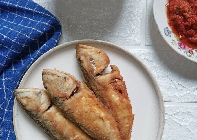 Resep Kembung Goreng Crispy oleh Rany TriSuci - Cookpad