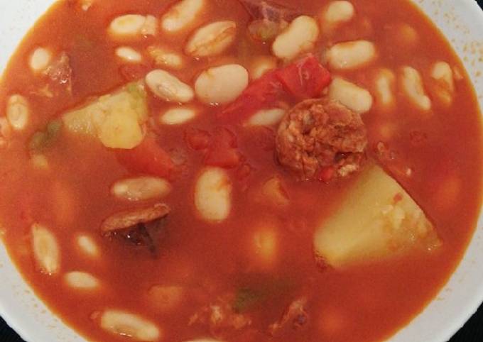 Alubias con chorizo Receta de Enrique - Cookpad