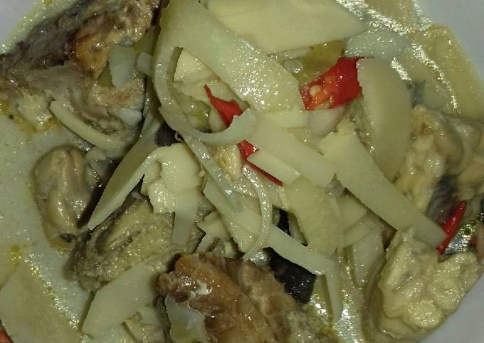 Resep Lodeh Rebung campur Panggang Pe (mangut) oleh Fitri Riyani - Cookpad