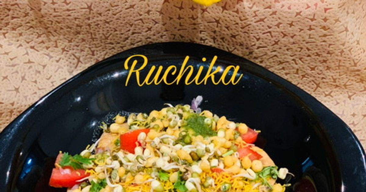 Sprouts With Papdi Bhel Recipe by Ruchika Anand - Cookpad