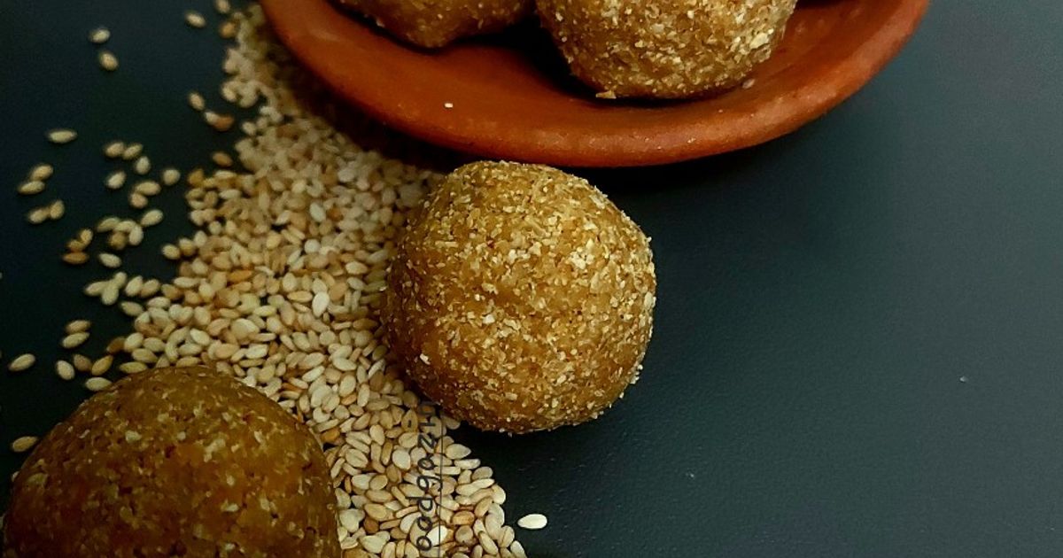Til Gud Ke Ladoo Recipe by Shradha Nema (foodgazin') - Cookpad
