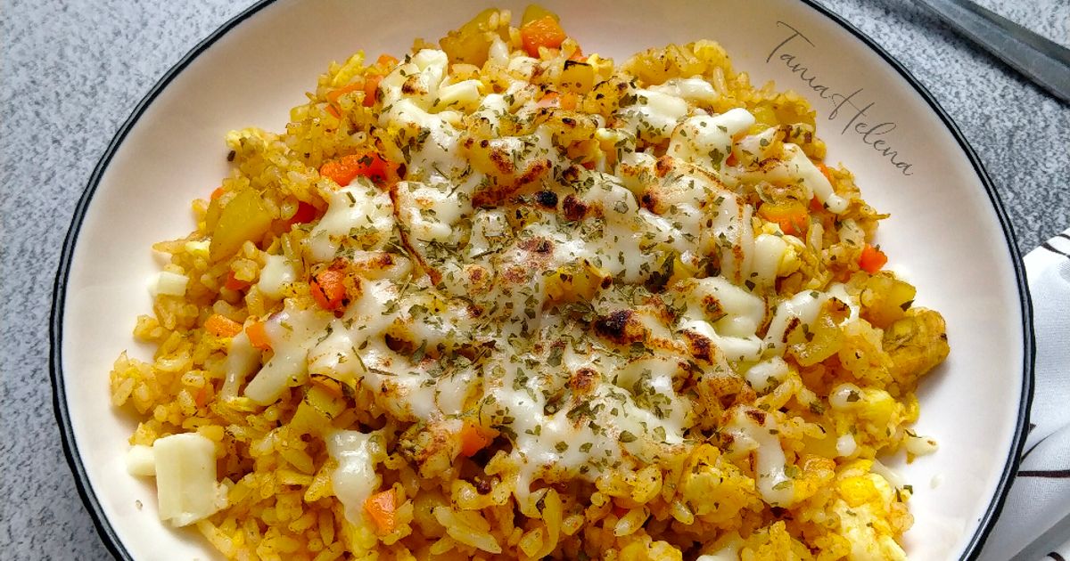 Resep Cheese N Curry Fried Rice oleh Tania Helena - Cookpad
