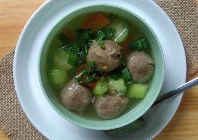 Resep Sup Bening Bakso Oyong oleh Lina Subrata - Cookpad