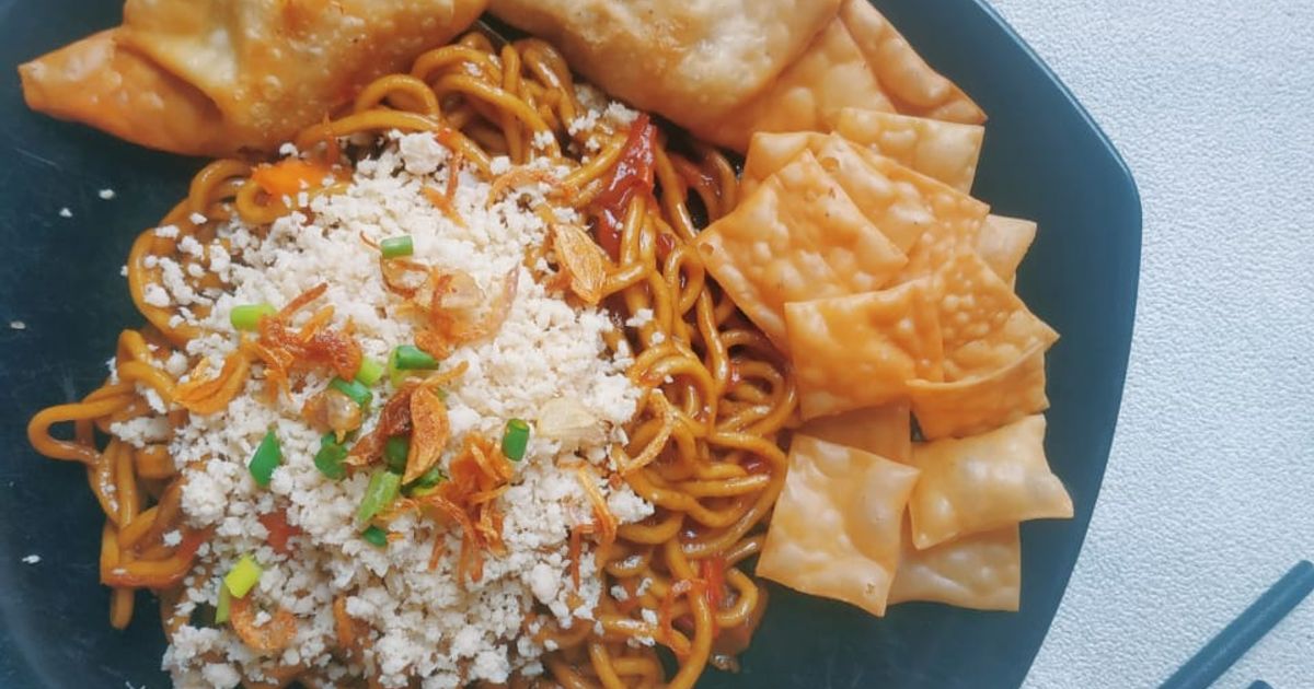 Resep mie gacoan tahu rumahan enak dan mudah - Cookpad