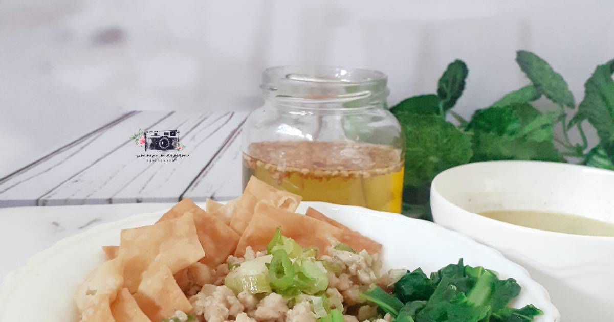 Resep Mie Yamin Bandung (versi asin) oleh Ummu Maryam - Cookpad