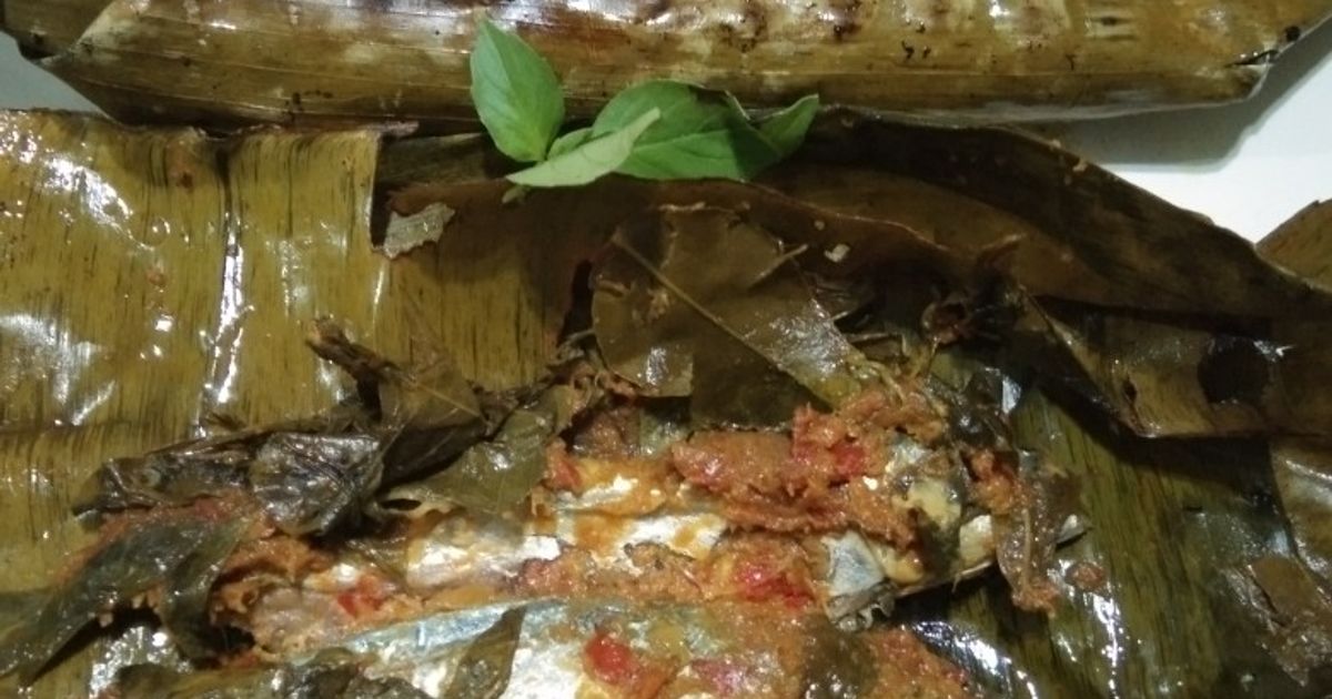 Resep Pepesan Pindang Dsk (Daun Singkong Kemangi) oleh Hatta - Cookpad