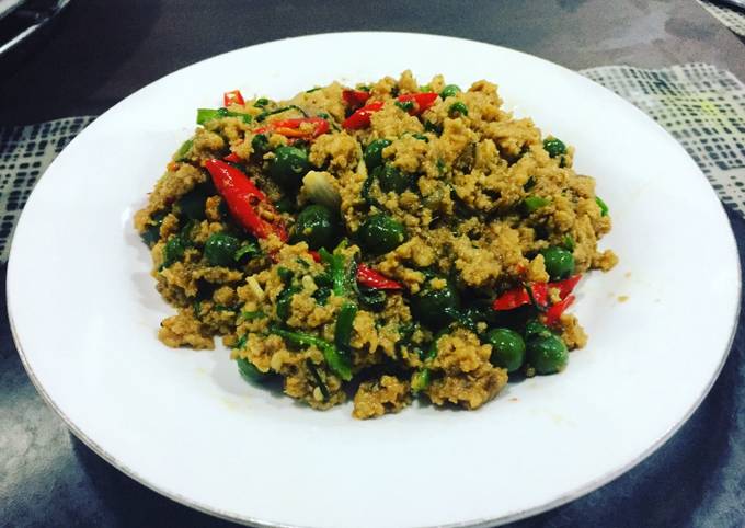 Resep Tumis oncom leunca😋😋 oleh Amel Zen Djawahir - Cookpad