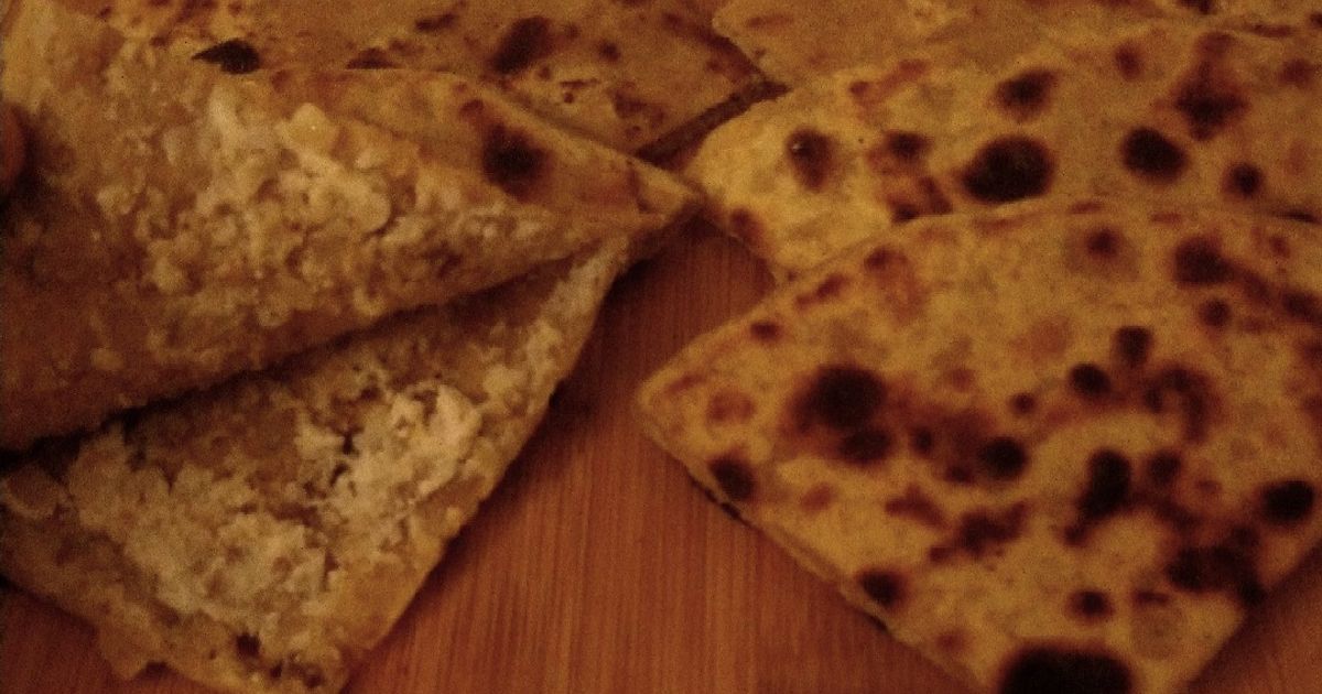 Peanut Paneer Stuffed Paratha Recipe by Sadhana Ki Rasoi - Cookpad