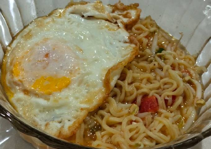 Resep Indomie Soto Lemon oleh Almira Zainal Arifin - Cookpad