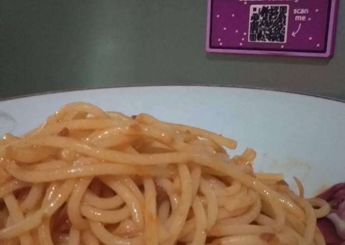 Resep Spaghetti simple oleh Nova Risky Anriani - Cookpad