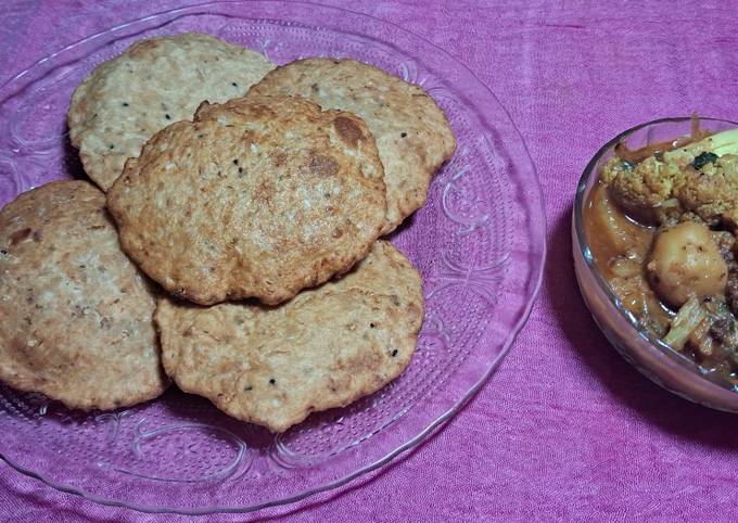 Muli puri with spicy aloo govi Recipe by Archana Devi ( Chaurasia ...