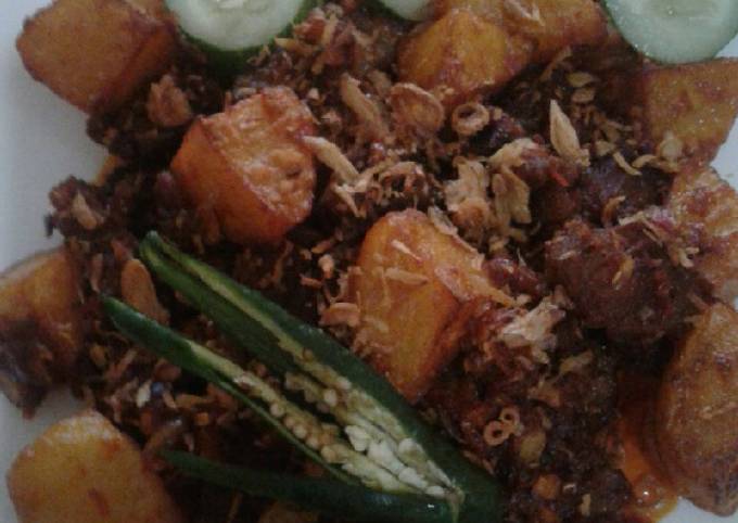 Resep Daging sapi balado maknyuss oleh aminah - Cookpad