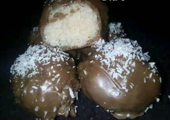 Bombones de chocolate y coco Receta de La Cocina De Carla- Cookpad