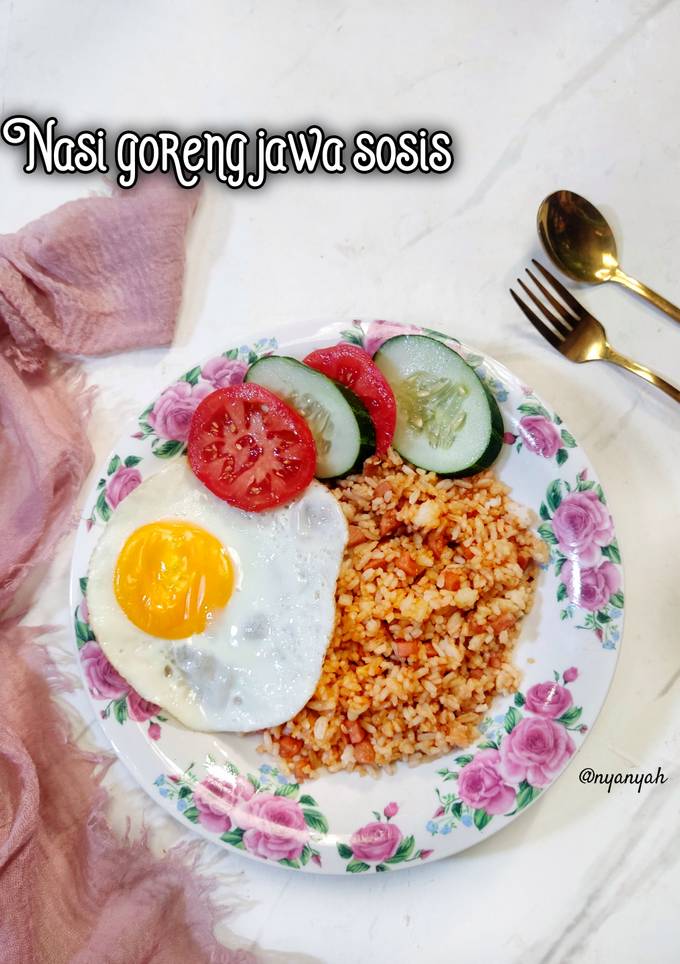 Resep Nasi Goreng Jawa Sosis oleh Nyanyah - Cookpad