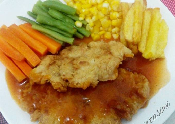 Resep Chicken Steak ala Warung Steak Jogja oleh Yeni Tirtasiwi - Cookpad